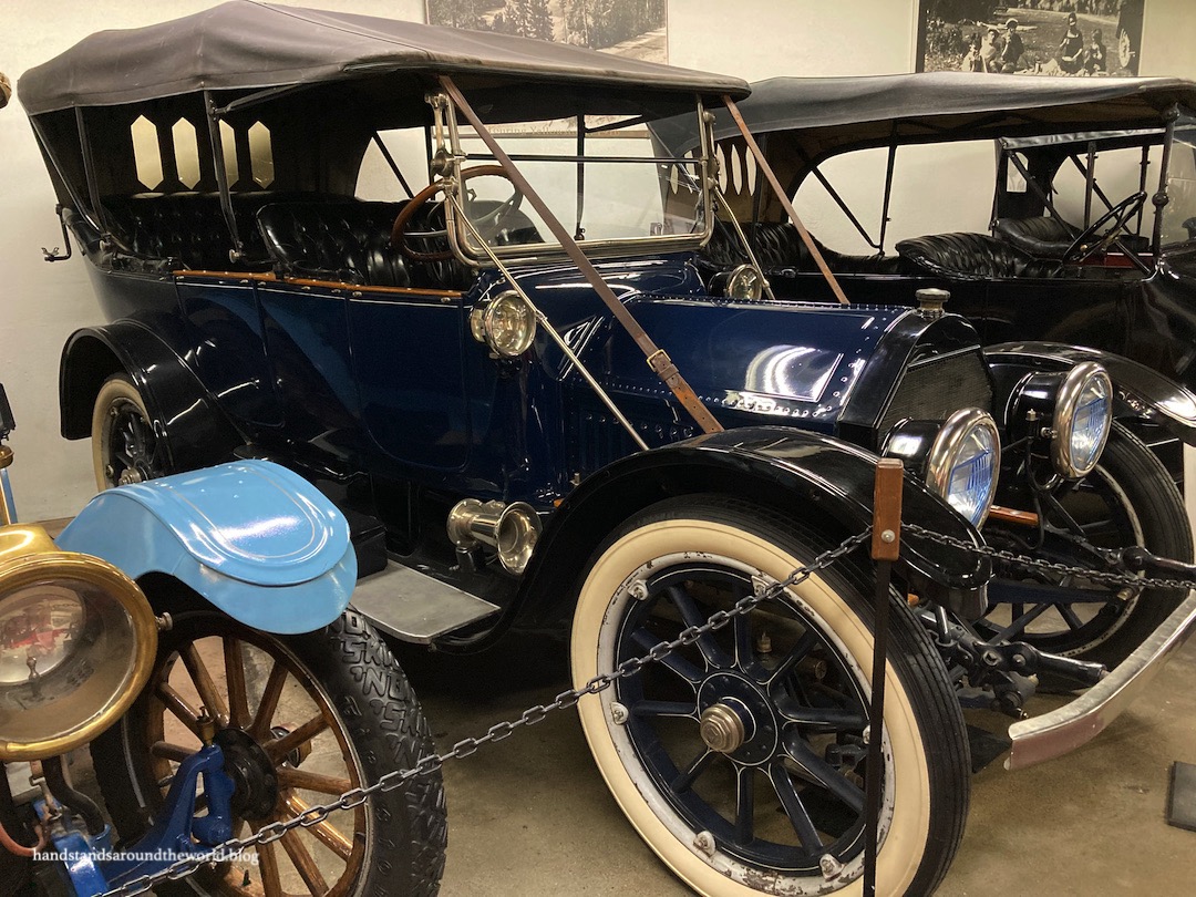 img_2172 – Handstands Around the World